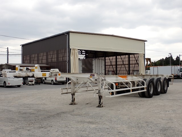 中古トラクタ 輸入車その他 輸入車その他 /【お買い得】H29年12月 40F 3軸海コンシャーシ 中古トラック詳細|中古トラック・トレーラー・バスの情報なら【トラックバンク】