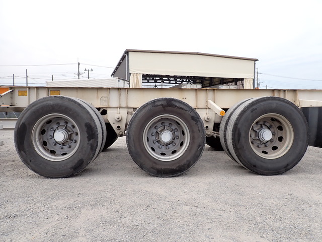 中古トラクタ 輸入車その他 輸入車その他 /【お買い得】H29年12月 40F 3軸海コンシャーシ 中古トラック詳細|中古トラック・トレーラー・バスの情報なら【トラックバンク】