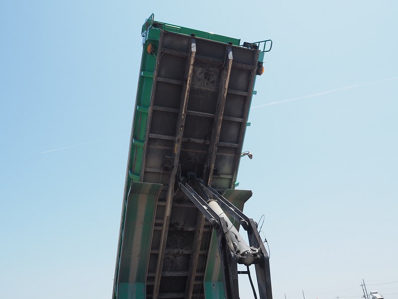 中古ダンプ UDトラックス クオン /UD クオン 2デフ 25t 大型ダンプ 積載13.9t 電動コボレーン 画像・動画一覧|中古トラック・トレーラー・バスの情報なら【トラックバンク】