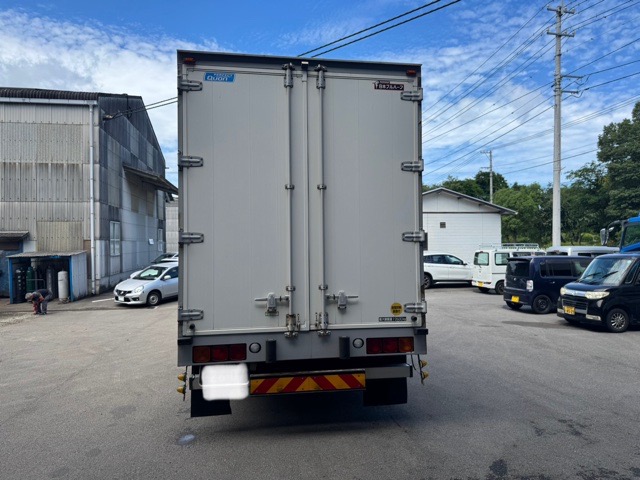 中古アルミウィング UDトラックス クオン /H28クオン AT 4軸低床13.5t Rエアサス フルハーフ 中古トラック詳細|中古トラック掲載台数No.1！圧倒的なトラック掲載台数で欲しい一 ...