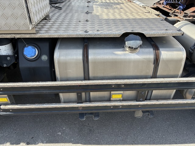 中古トラクタ UDトラックス クオン /R3年 クオン ハイルーフ トラクターヘッド 第五輪荷重11.5t 中古トラック詳細|中古トラック掲載台数No.1！圧倒的なトラック掲載台数で欲しい一台 ...