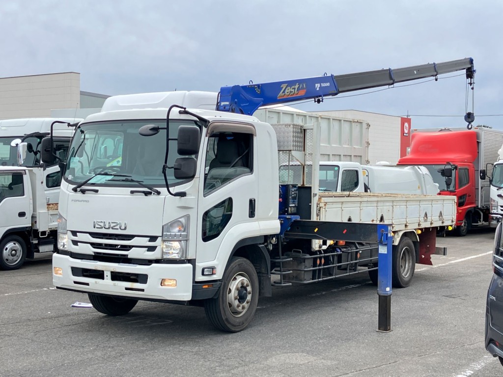 中古クレーン いすゞ フォワード /増t フルキャブ 5.5m 標準 木平 4段ラジコン 角脚 240PS MT6 中古トラック詳細|中古トラック掲載台数No.1！圧倒的なトラック掲載台数で ...