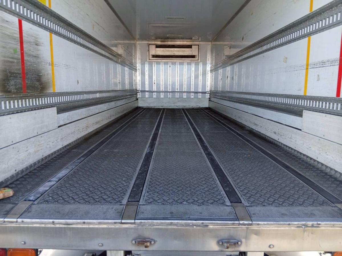 中古冷凍バン いすゞ フォワード /H30年いすず増トンエアサス7100ワイド240馬力格納ゲート 画像・動画一覧|中古トラック掲載台数No.1！圧倒的なトラック掲載台数で欲しい一台が必ず ...