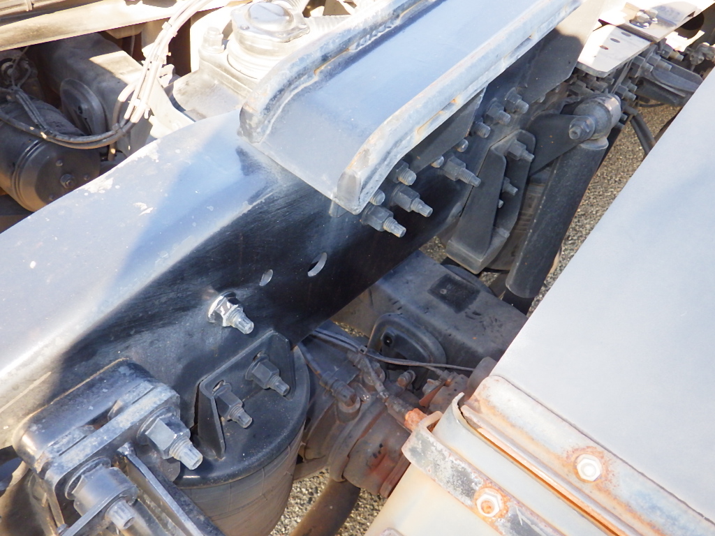 中古トラクタ UDトラックス /R1 UDトラックス トラクターヘッド 11.5t 走256千㎞ 中古トラック詳細|中古トラック掲載台数No.1！圧倒的なトラック掲載台数で欲しい一台が必ず ...